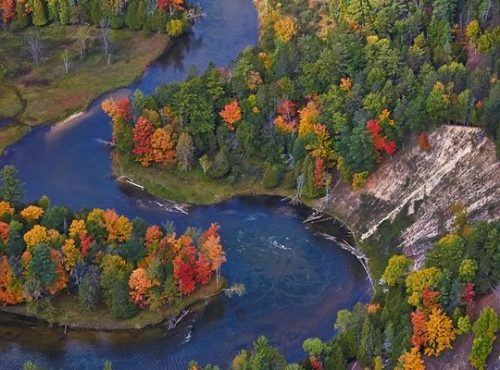 The Area - Bluffs on Manistee Lake
